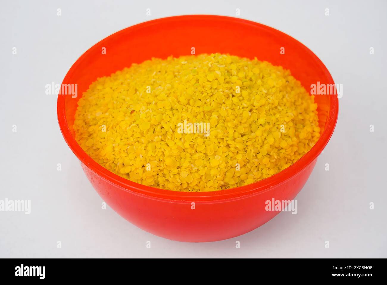 Mustard seeds that have been broken open are known as split mustard ...