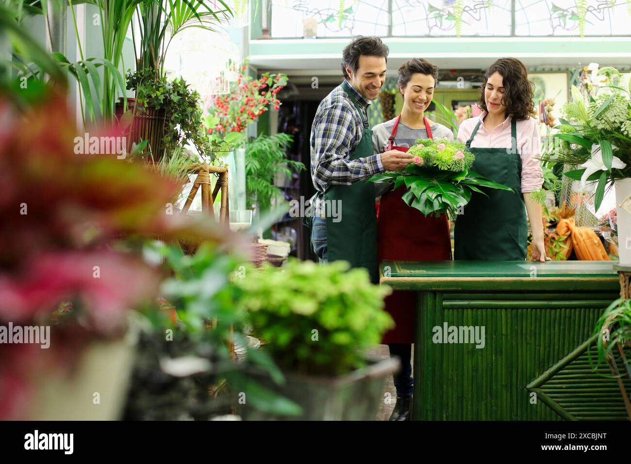 Mature female florists working hi-res stock photography and images - Alamy