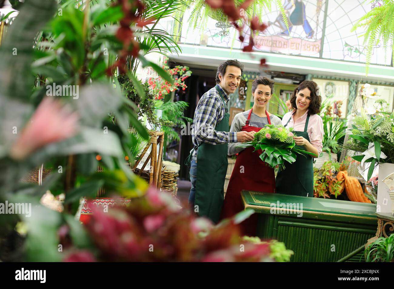 Mature female florists working hi-res stock photography and images - Alamy