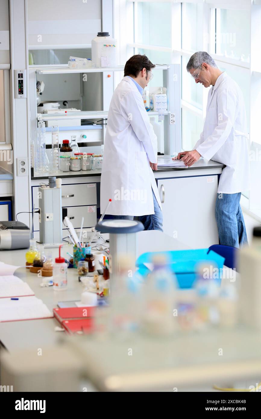 Shinthesis Lab, Research Laboratory, R&D+i, Design and synthesis of new ...