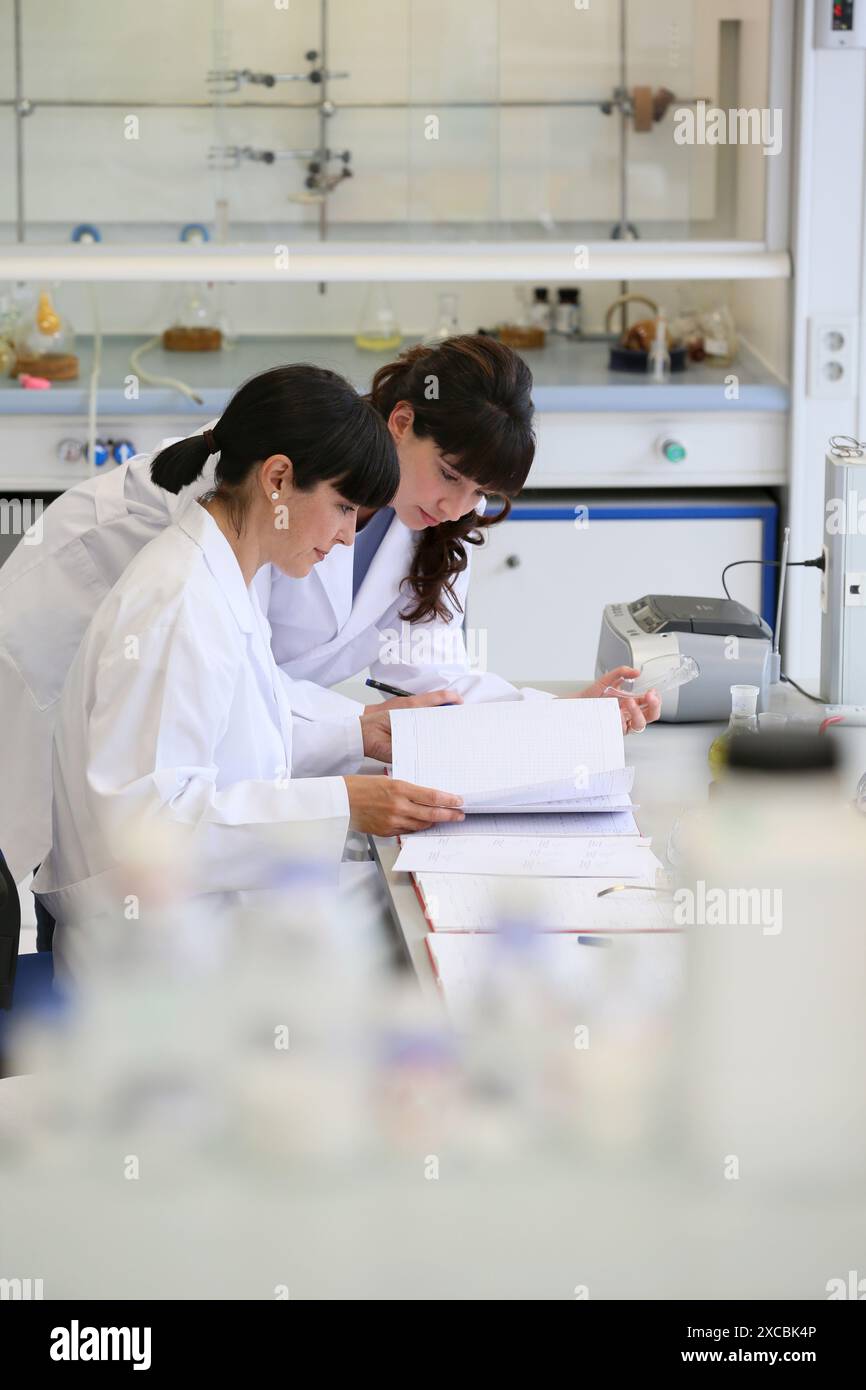 Shinthesis Lab, Research Laboratory, R&D+i, Design and synthesis of new ...