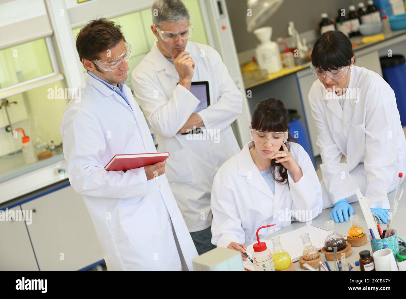 Shinthesis Lab, Research Laboratory, R&D+i, Design and synthesis of new ...