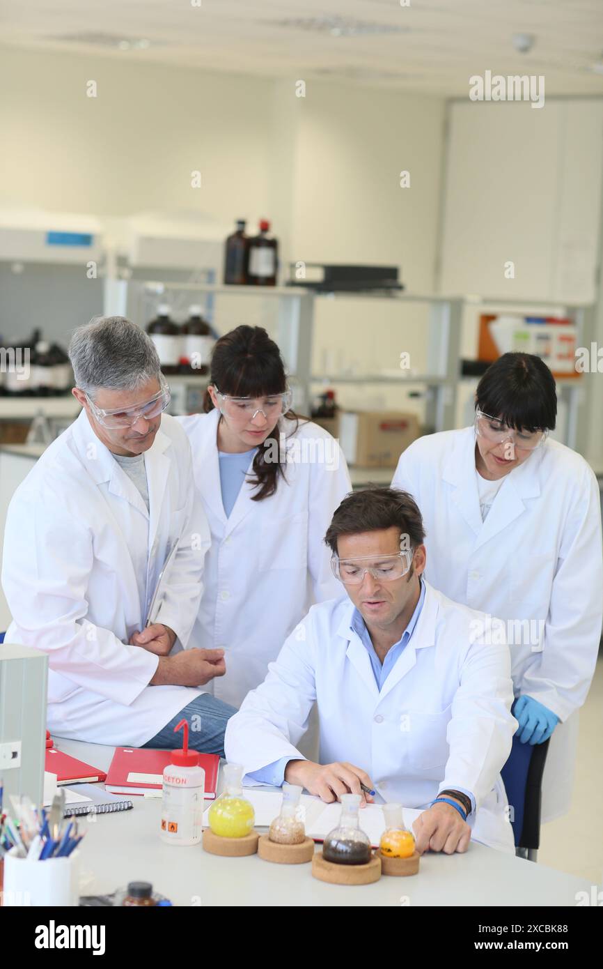 Shinthesis Lab, Research Laboratory, R&D+i, Design and synthesis of new ...