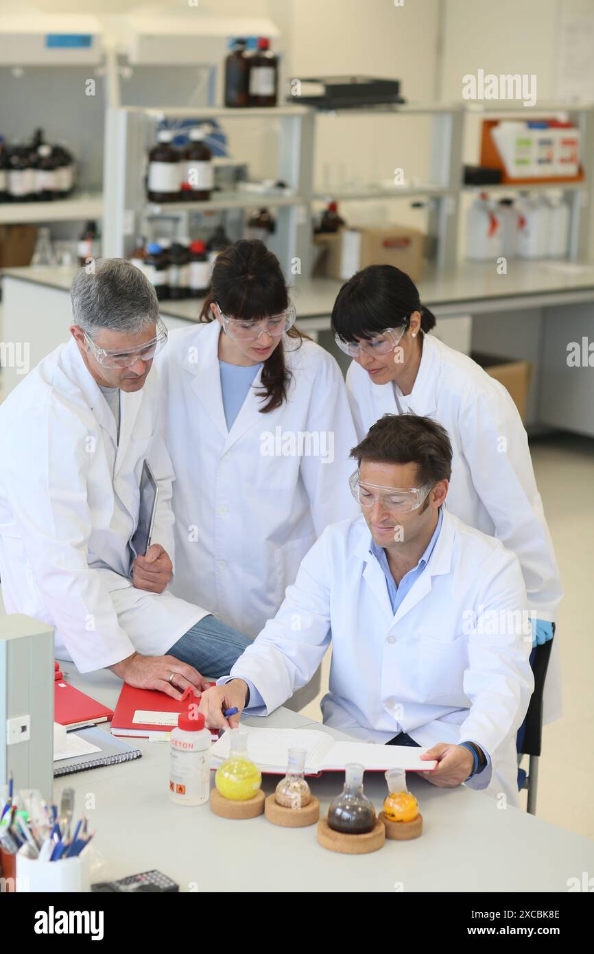 Shinthesis Lab, Research Laboratory, R&D+i, Design and synthesis of new ...