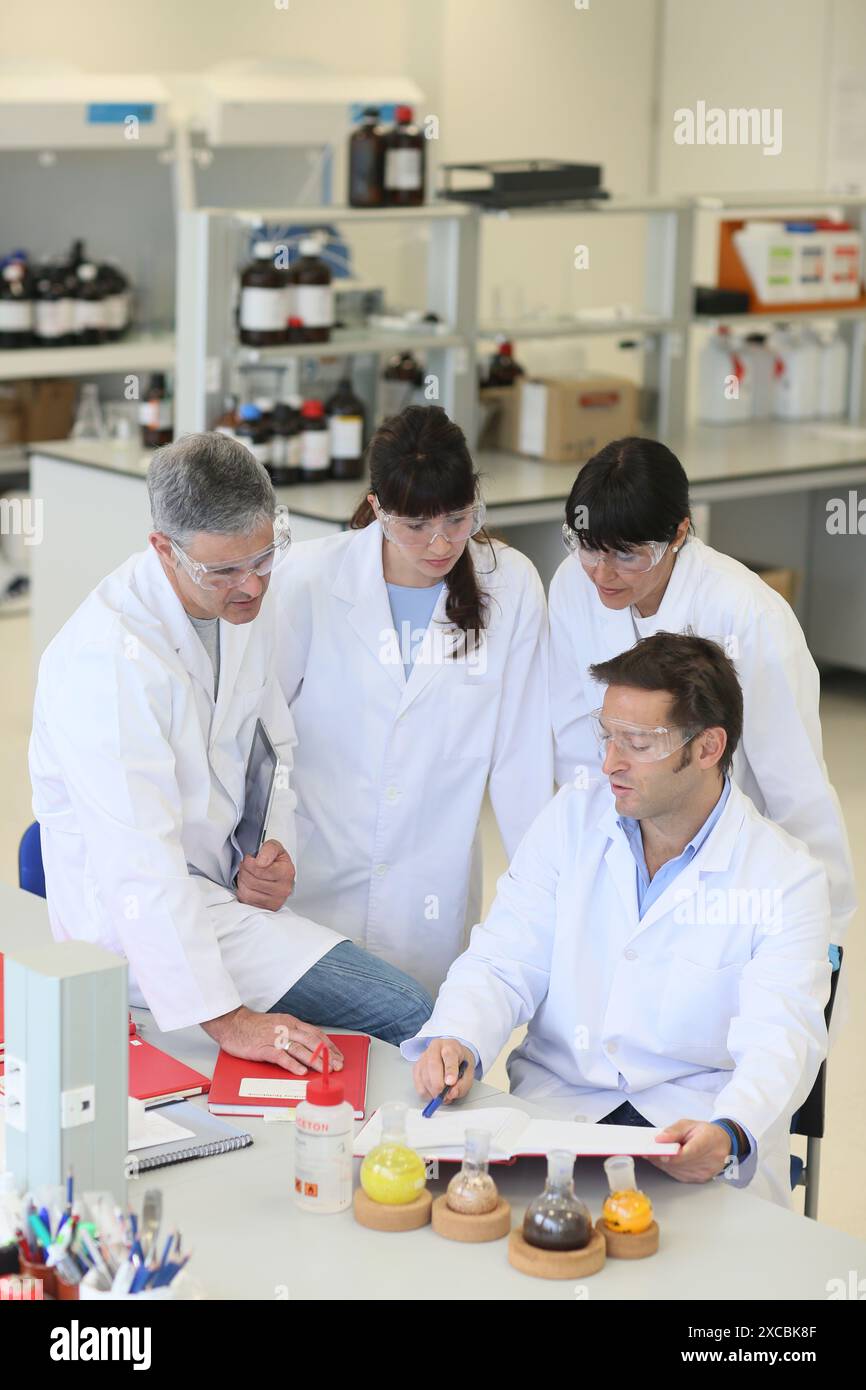 Shinthesis Lab, Research Laboratory, R&D+i, Design and synthesis of new ...