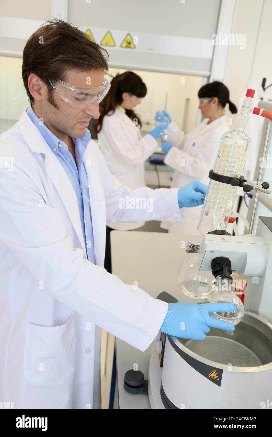 Shinthesis Lab, Research Laboratory, R&D+i, Design and synthesis of new ...