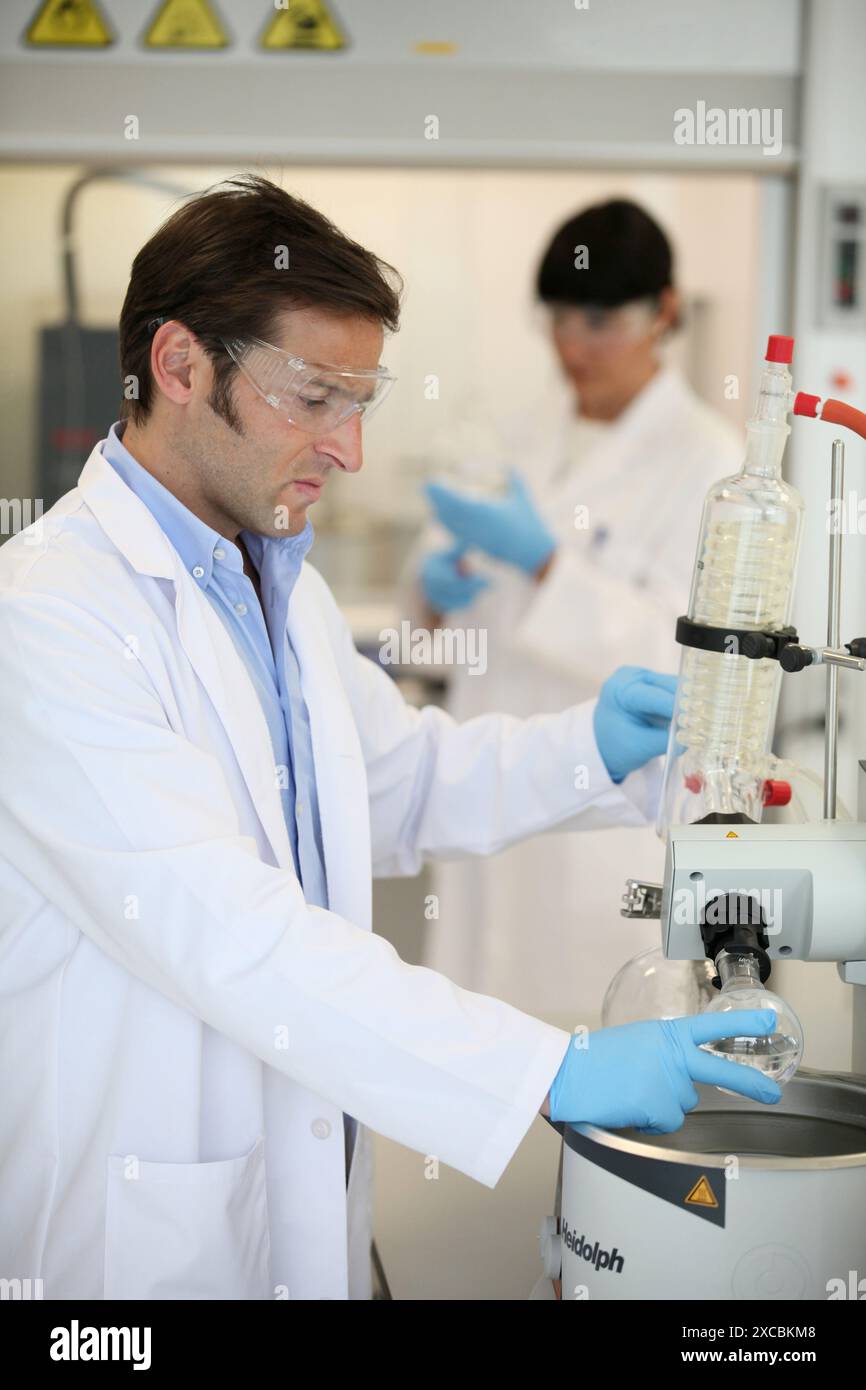 Shinthesis Lab, Research Laboratory, R&D+i, Design and synthesis of new ...