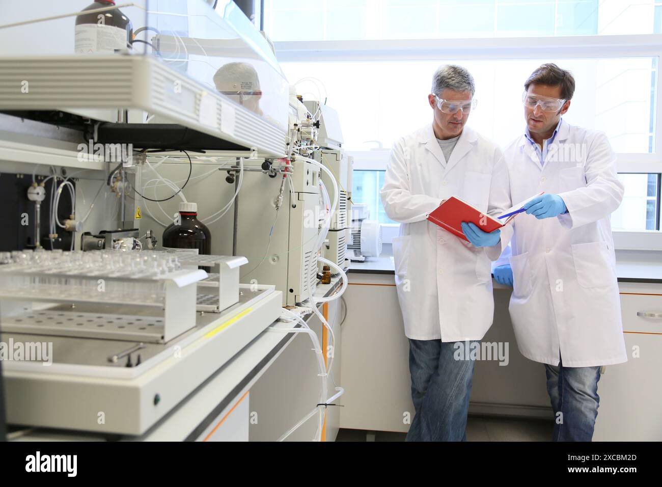 HPLC-MS High Performance Liquid Chromatography-Mass Spectrometry ...