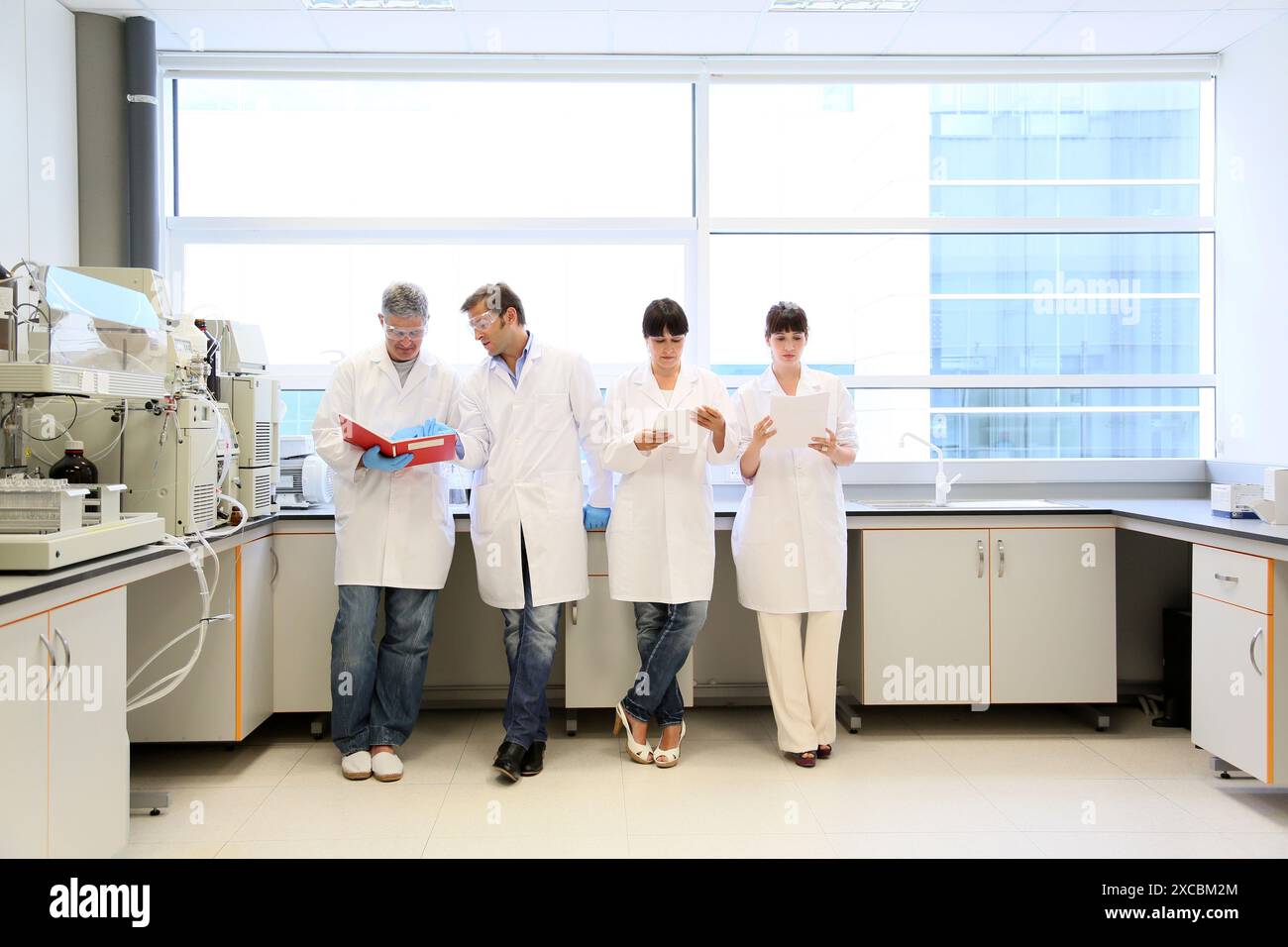 HPLC-MS High Performance Liquid Chromatography-Mass Spectrometry ...