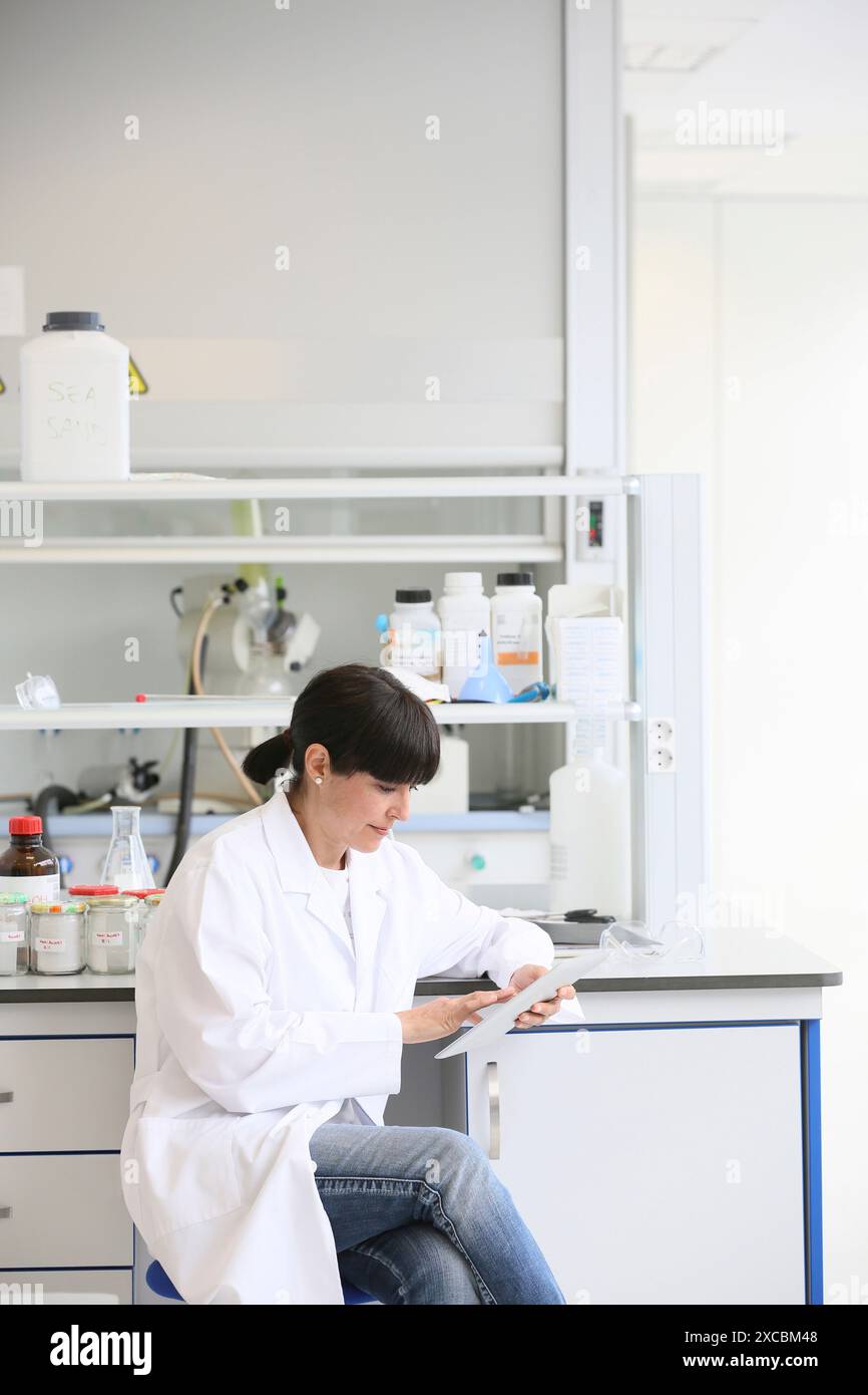 Shinthesis Lab, Research Laboratory, R&D+i, Design and synthesis of new ...