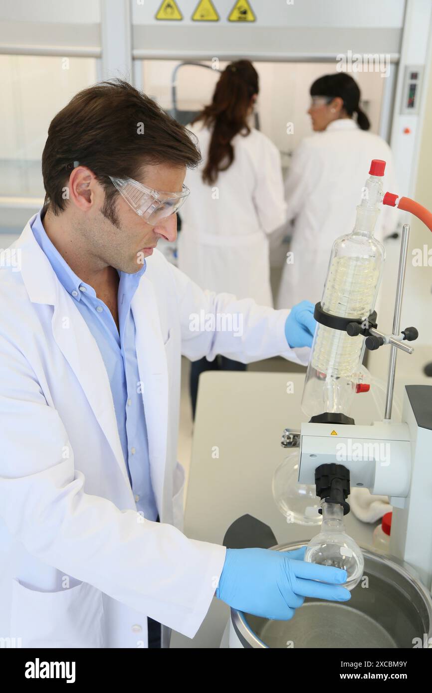 Shinthesis Lab, Research Laboratory, R&D+i, Design and synthesis of new ...