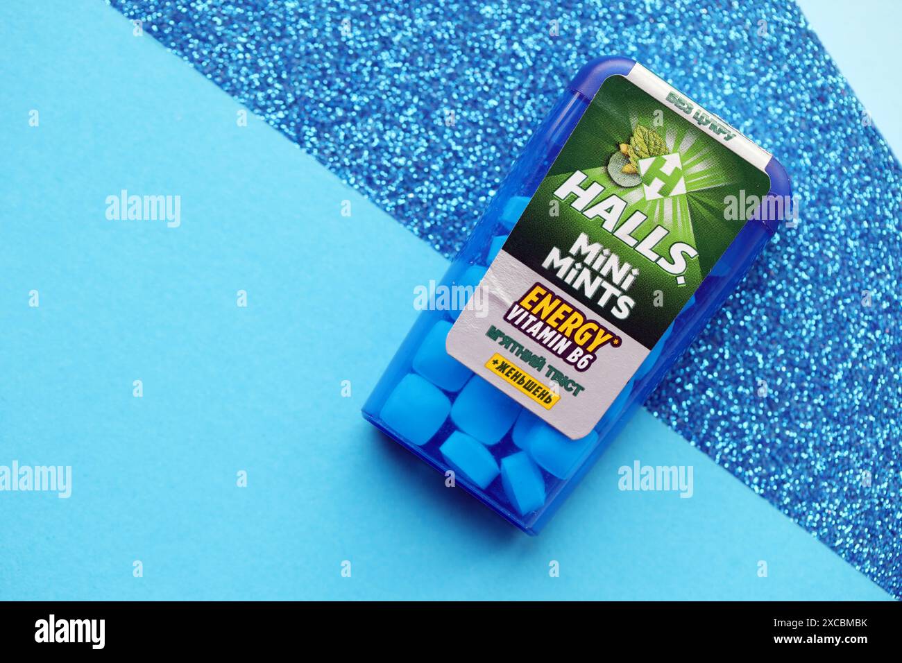 KYIV, UKRAINE - APRIL 20, 2024 Halls mini mints mint twist energy ...