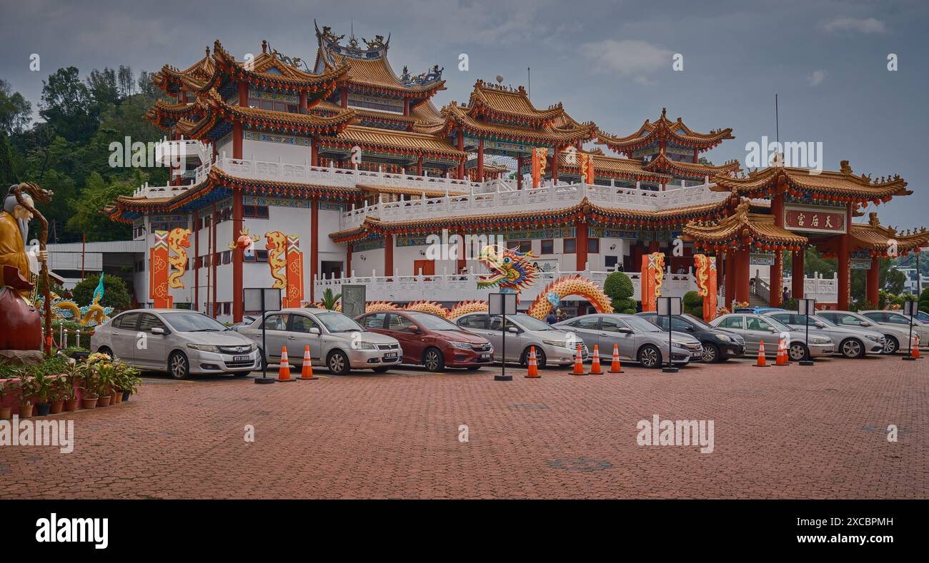 Thean Hou Temple in Kuala Lumpur, Malaysia is a six-tiered temple of ...