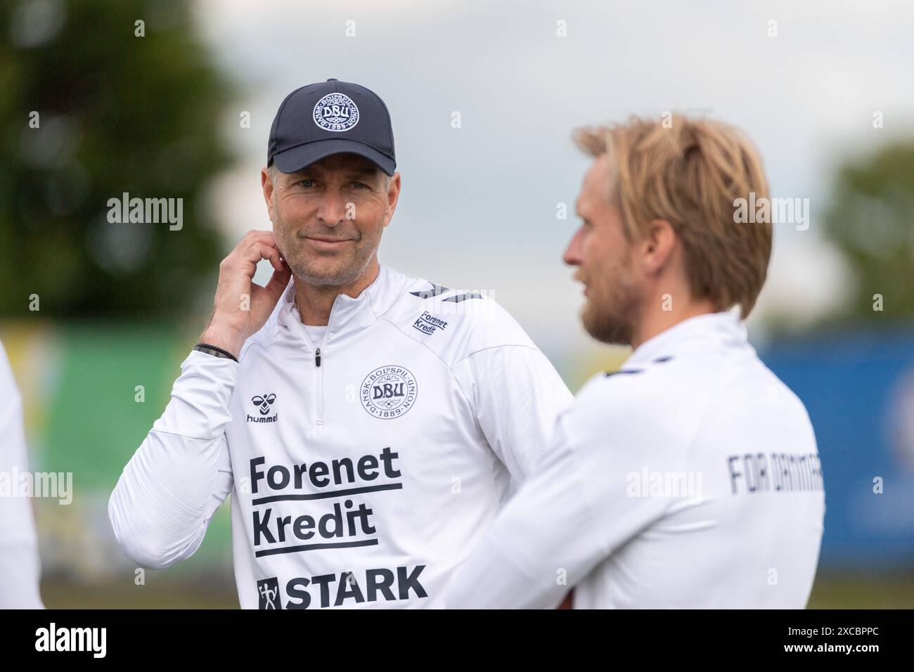 Kasper Hjulmand (Daenemark, Cheftrainer) Oeffentliches Training ...