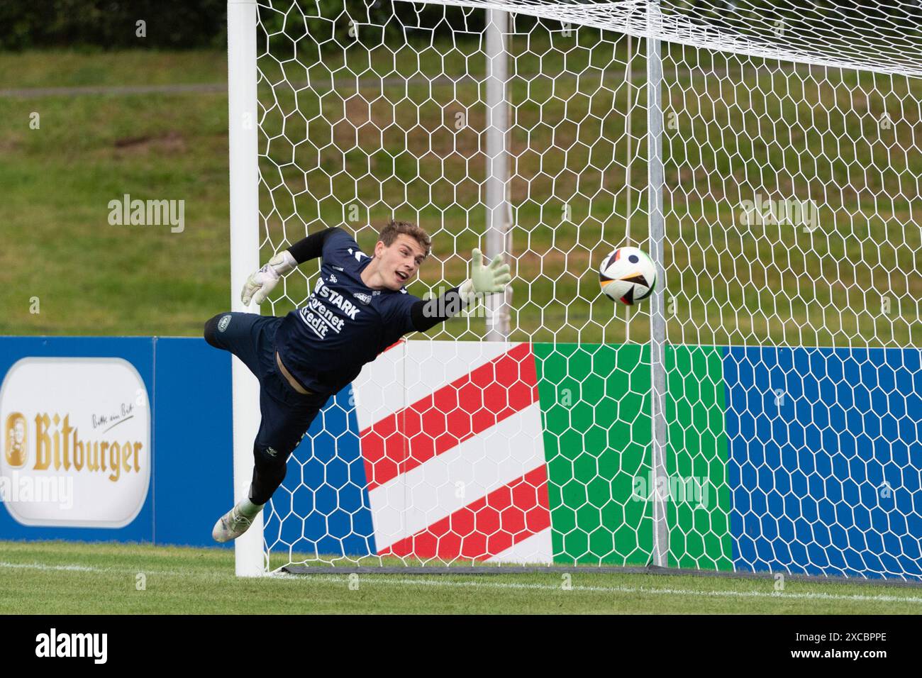 Mads Hermansen (Daenemark, #16) Oeffentliches Training ...