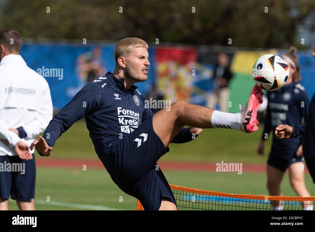 Jonas Older Wind (Daenemark, #19) Oeffentliches Training Nationalmannschaft Daenemark, UEFA ...