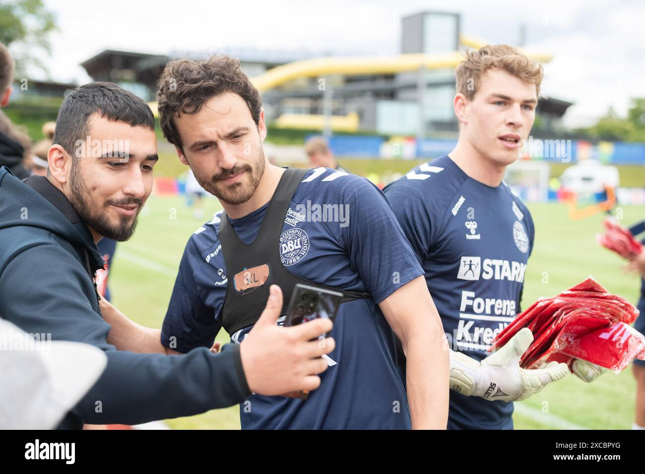 Daenische fussballnationalmannschaft hi-res stock photography and ...