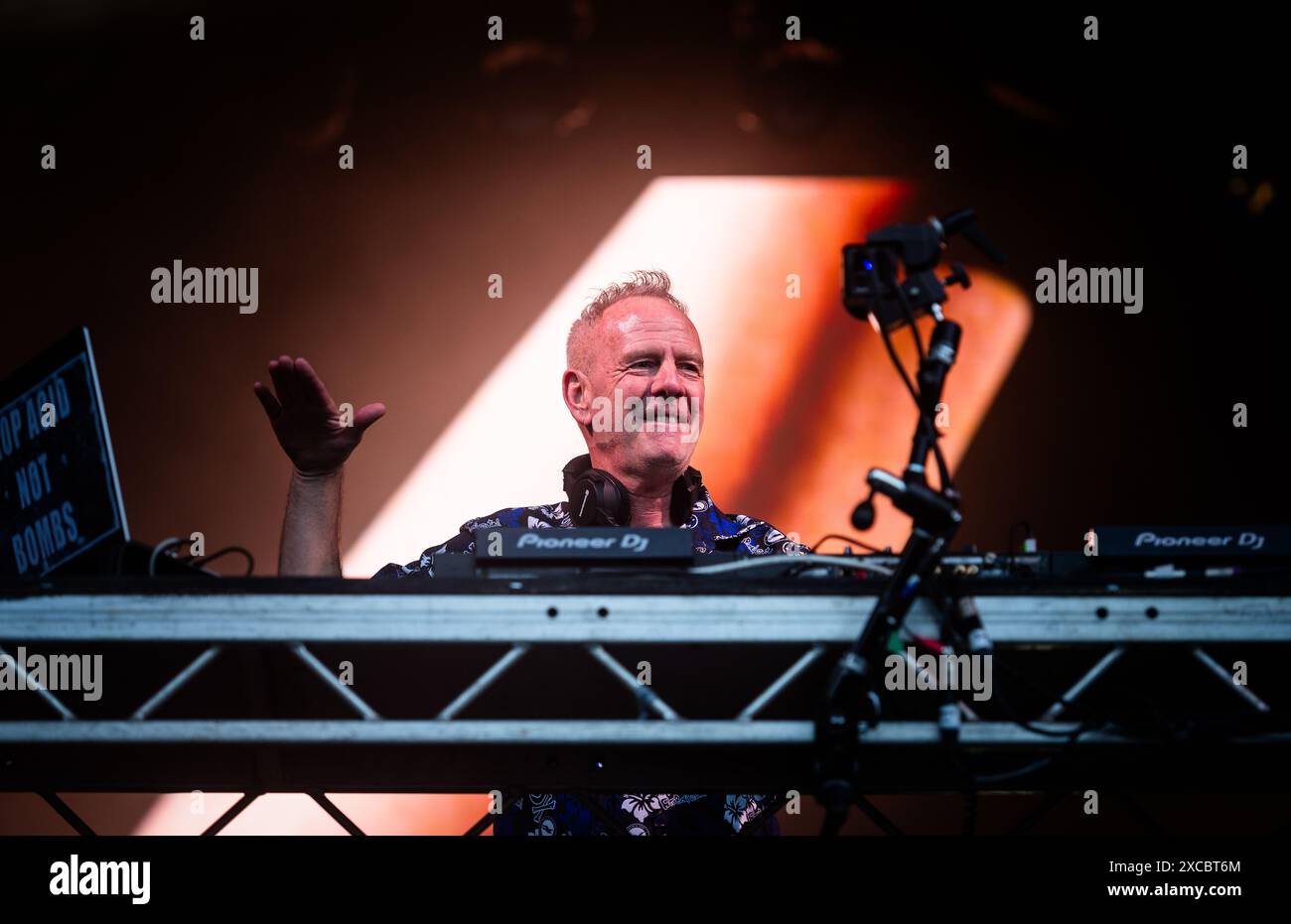 Fatboy Slim serves up an evening of joy and hedonism at The Eden ...