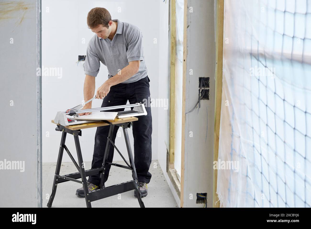 Corner cutter hi-res stock photography and images - Alamy