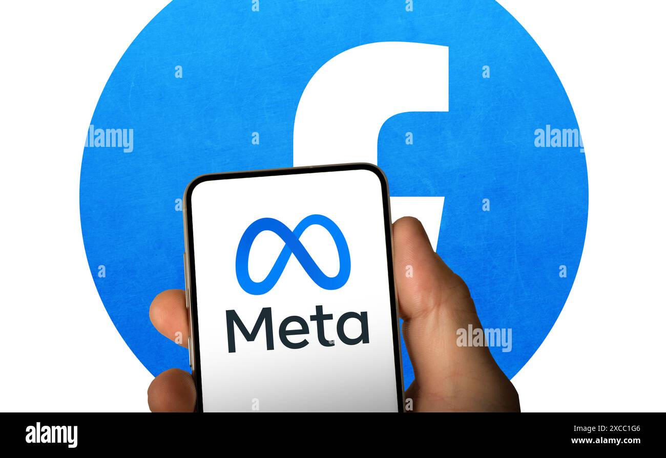 Facebook logo symbol hi-res stock photography and images - Alamy