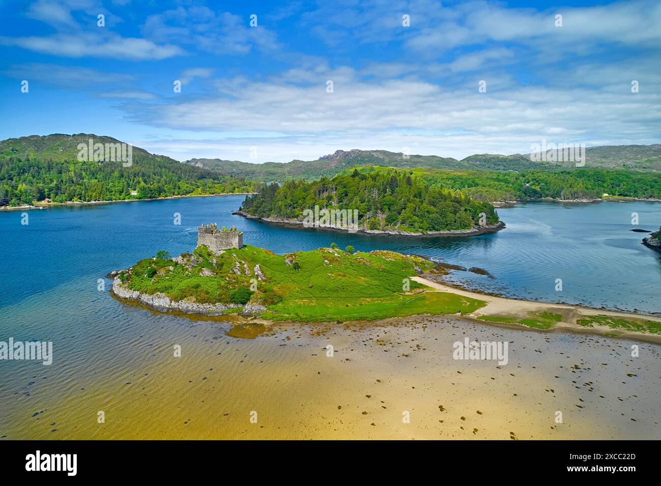 Castle Tioram blue sky over the ruins on Eilean Tioram Island in Loch ...