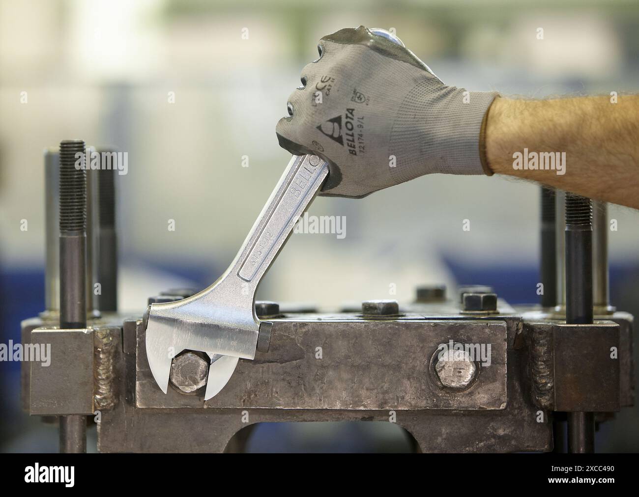 Using wrench industrial maintenance hi-res stock photography and images ...