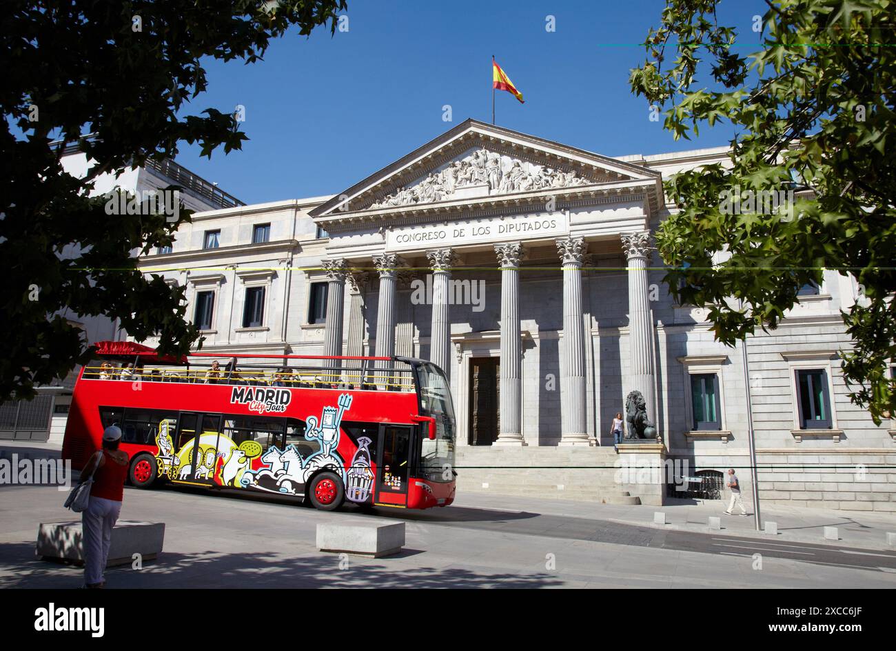 Tourist bus, Congress of Deputies, Palace of the Spanish Parliament ...