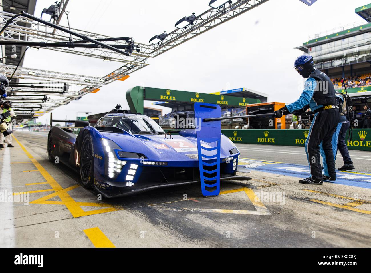 Le Mans, France. 16th June 2024. 02 BAMBER Earl (nzl), LYNN Alex (gbr ...
