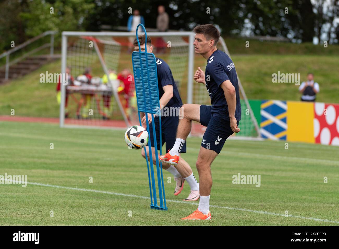 Joakim maehle training hi-res stock photography and images - Alamy