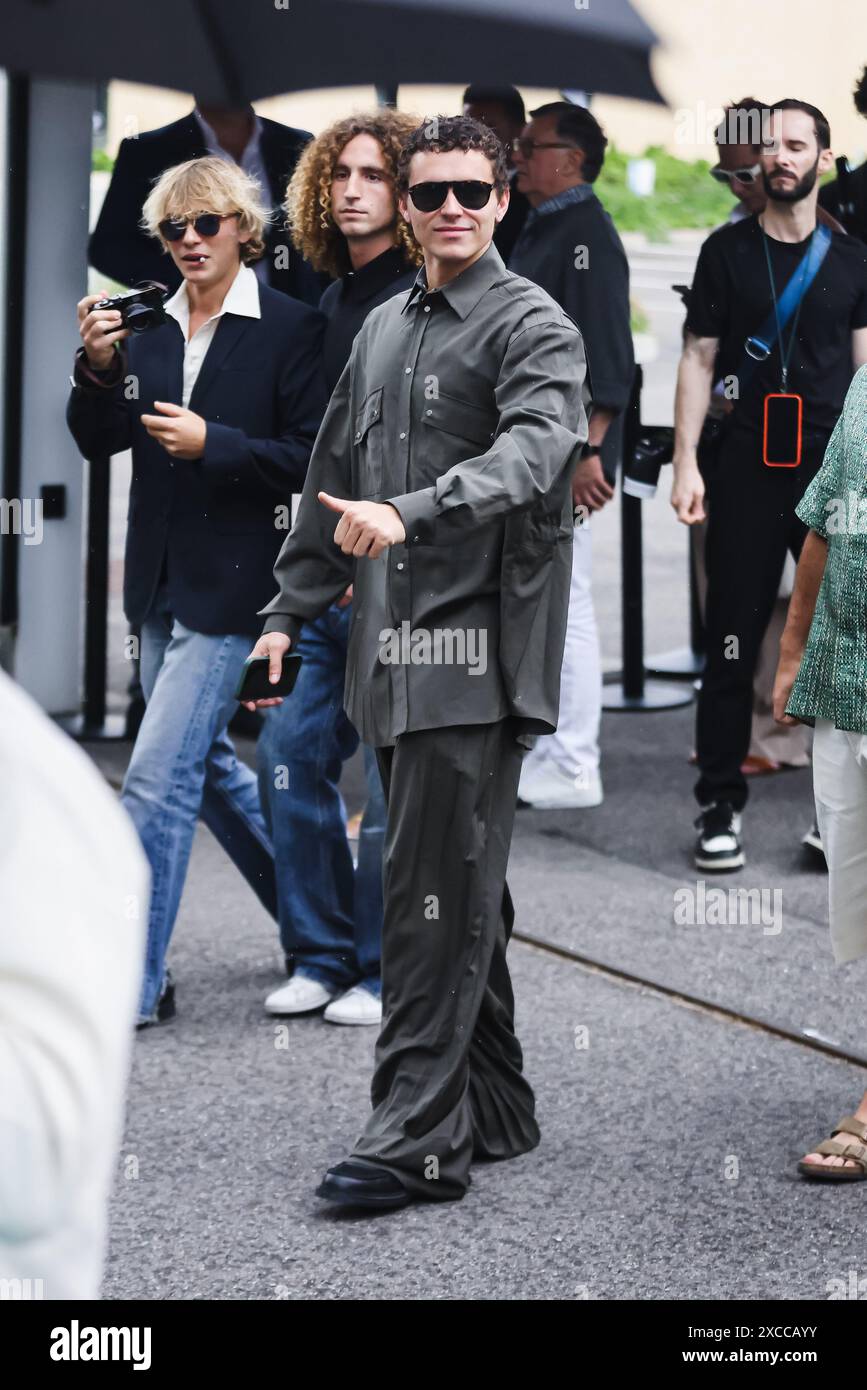 Milan, Milan Fashion Week: Menswear Spring/Summer 2025 - Men's Fashion ...