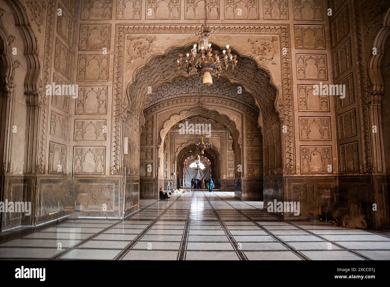 Badshahi mosque inside in Lahore, Punjab, Pakistan Stock Photo - Alamy