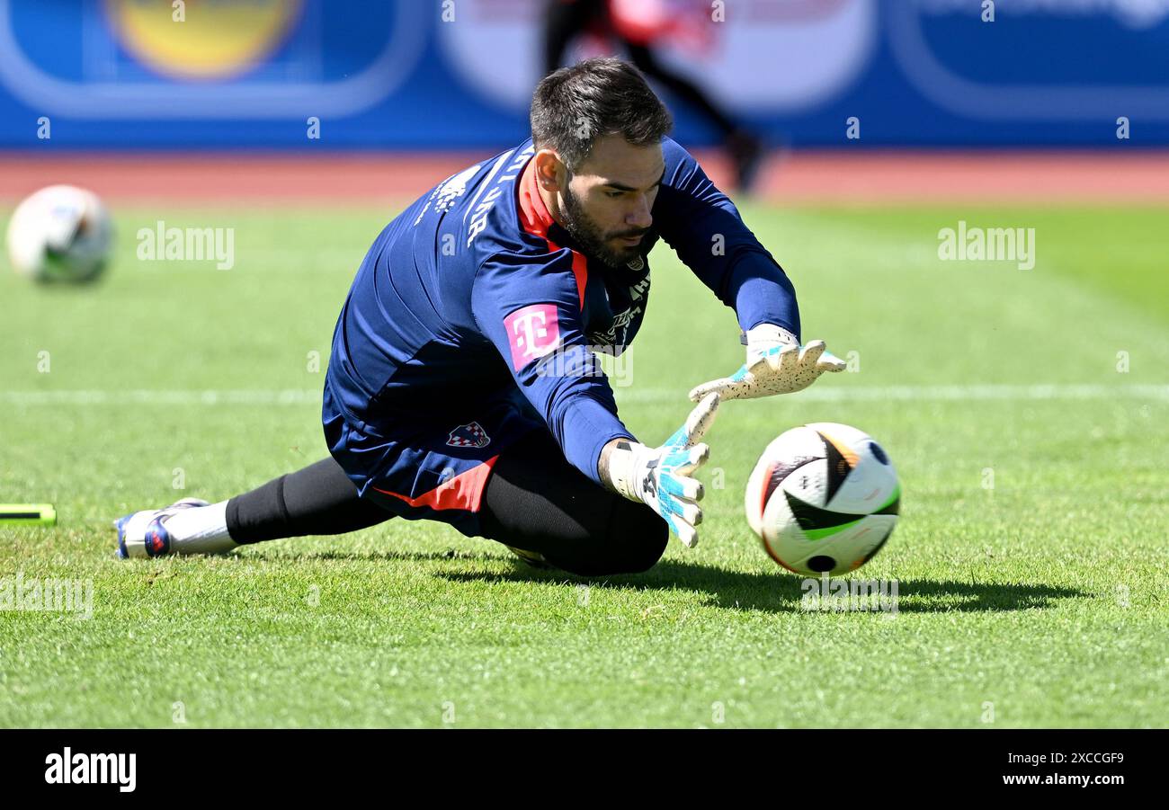 Neuruppin, Germany. 16th June, 2024. Croatia Goalkeeper Ivica Ivusic is ...