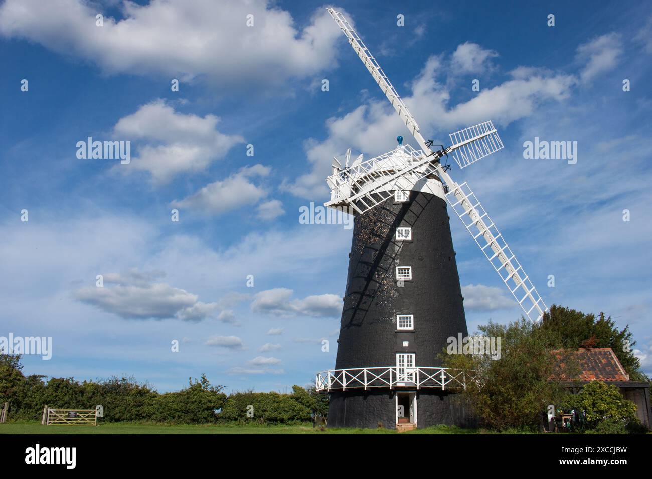 Windmill burnham overy staithe hi-res stock photography and images - Alamy
