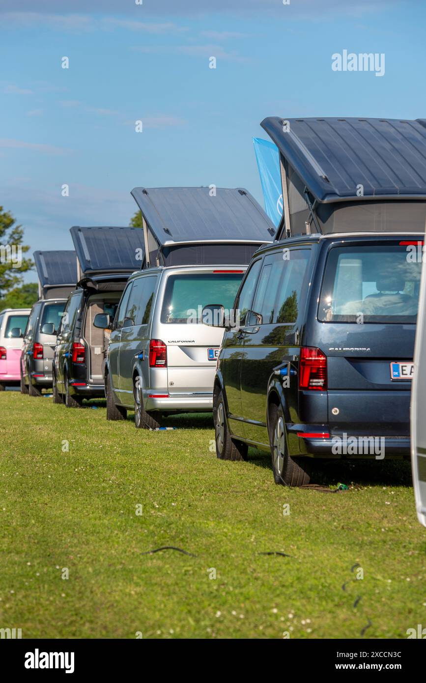 the new VW Camper Bulli California Ocean. This modern, versatile camper ... the new VW Camper Bulli California Ocean. This modern, versatile camper ...