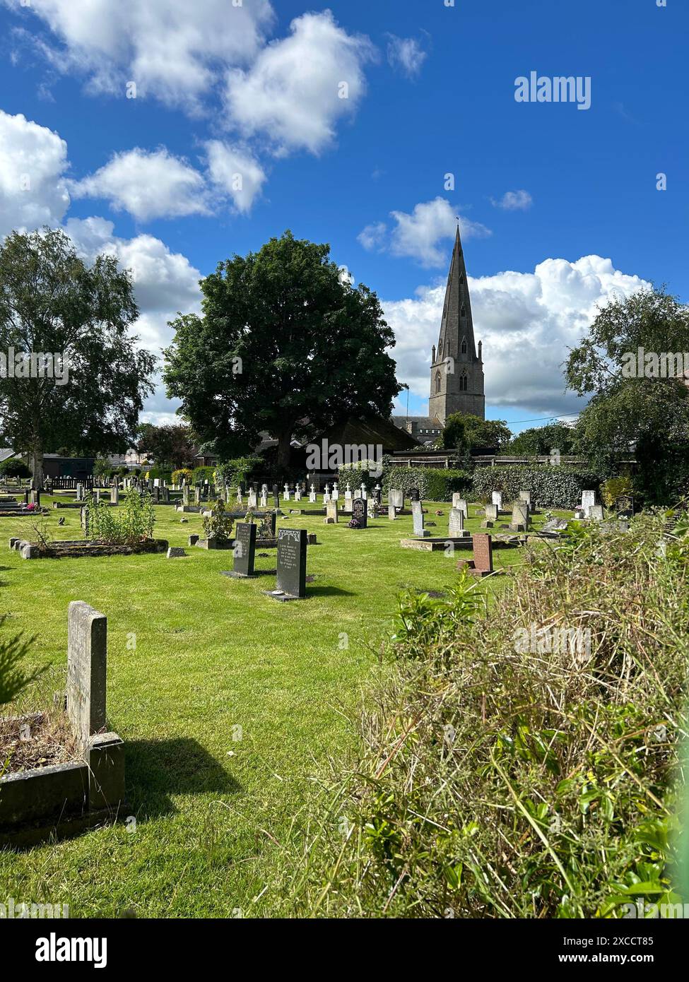 Olney church buckinghamshire hi-res stock photography and images - Alamy