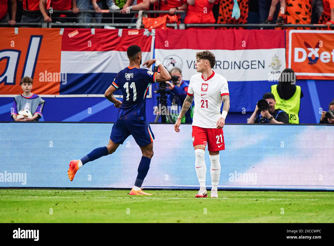 Torjubel/Jubel nach Tor zum 1:1 Cody Gakpo (Niederlande, #11) GER, Polen vs. Niederlande ...