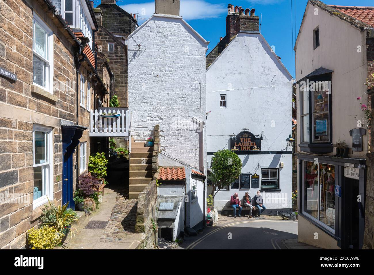 Robin Hood's Bay, a picturesque old fishing village in North Yorkshire ...