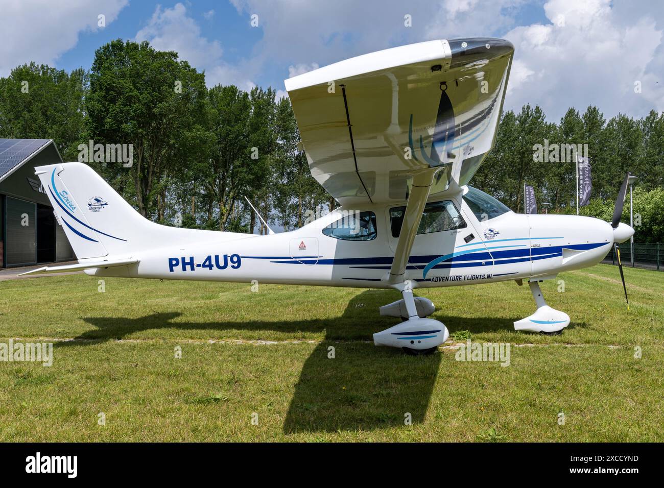 Adventure Flights TL Ultralight TL-3000 Sirius aircraft at Middenmeer ...