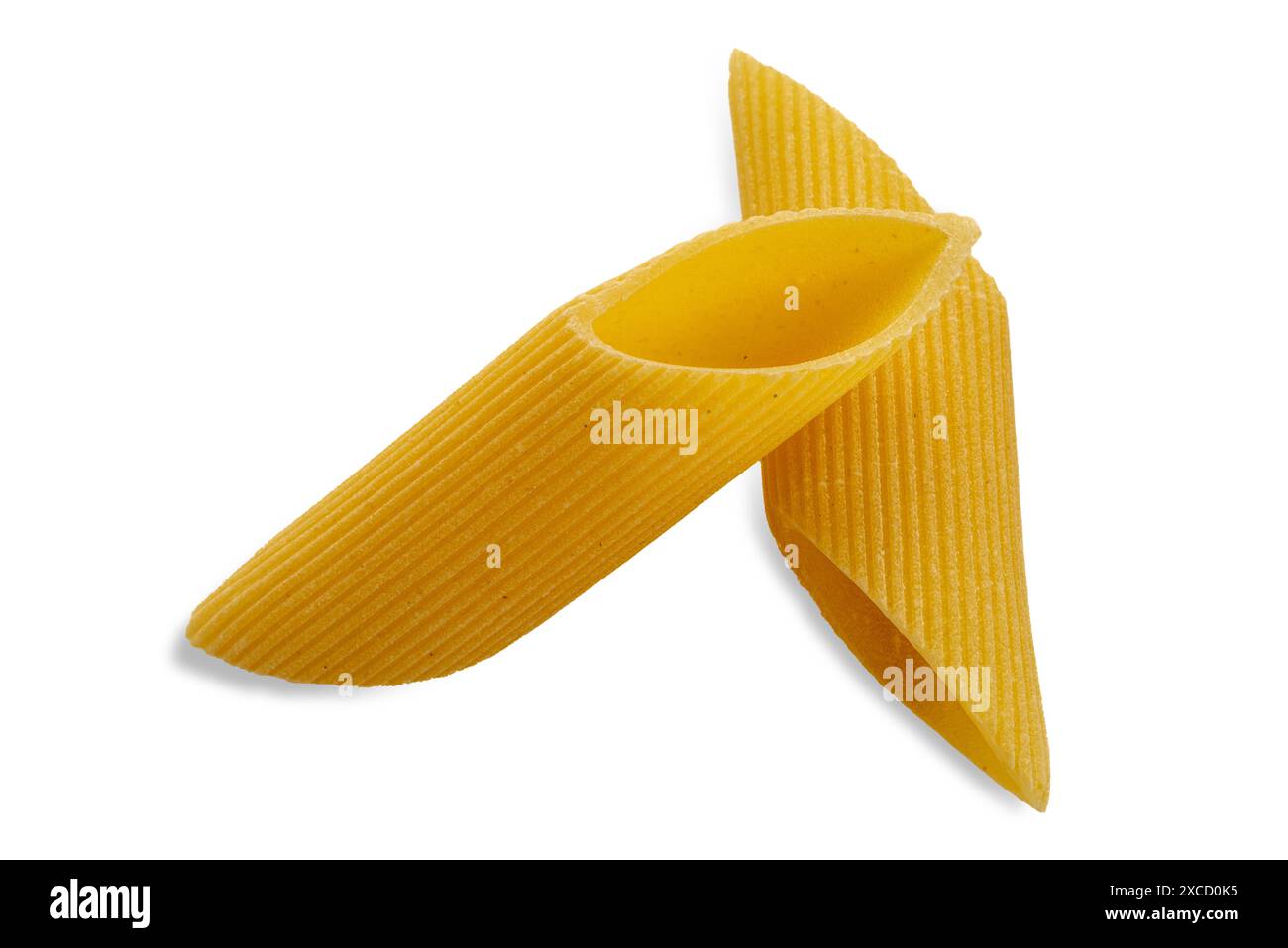 Bronze-drawn durum wheat semolina penne rigate pasta, isolated on white ...