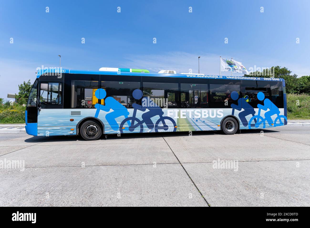 arriva VDL Ambassador ALE-120 fietsbus (bicycle bus) in Den Oever ...