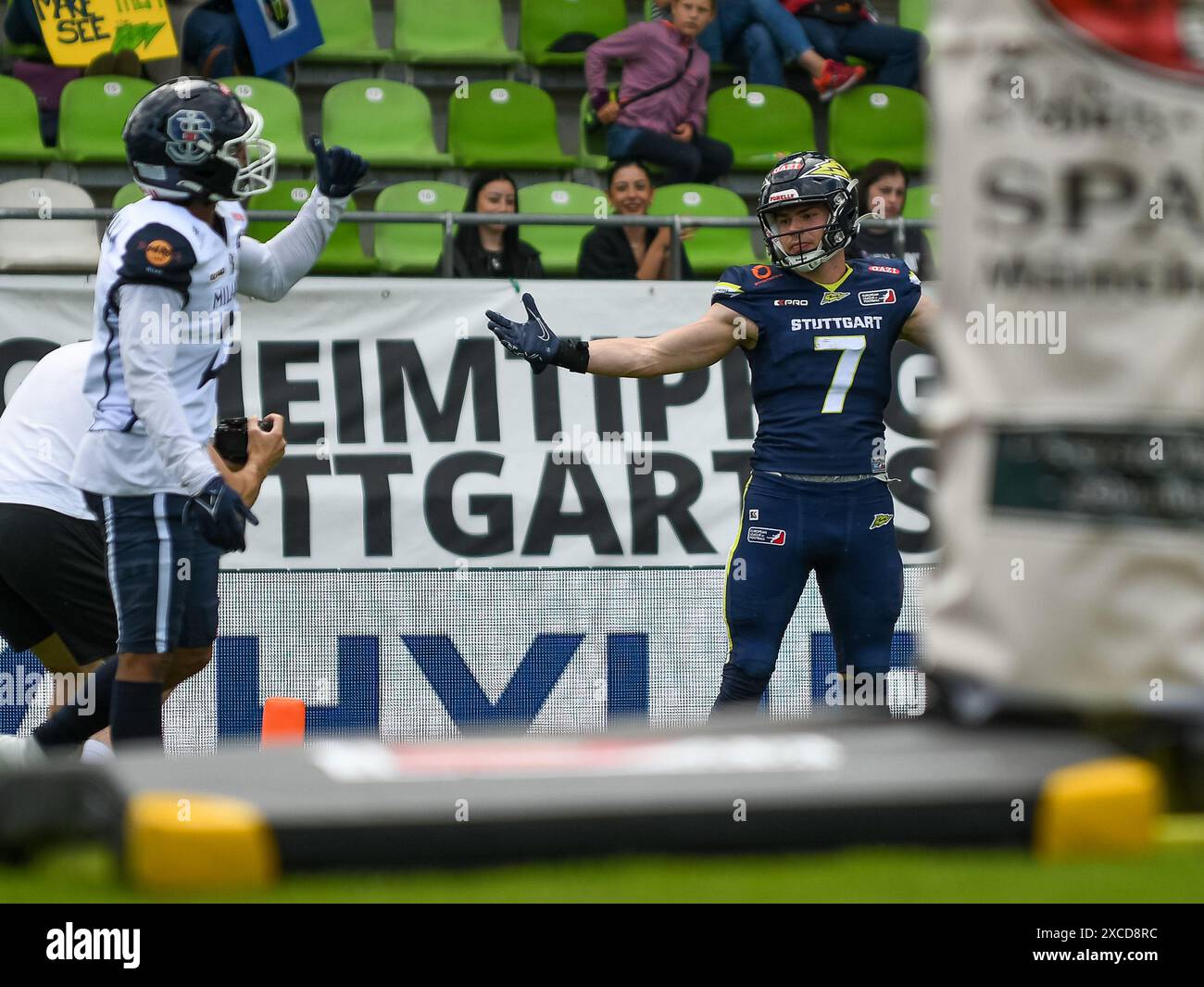 Louis Geyer (Stuttgart Surge #7), Touchdown, Sam Westfall (Milano ...