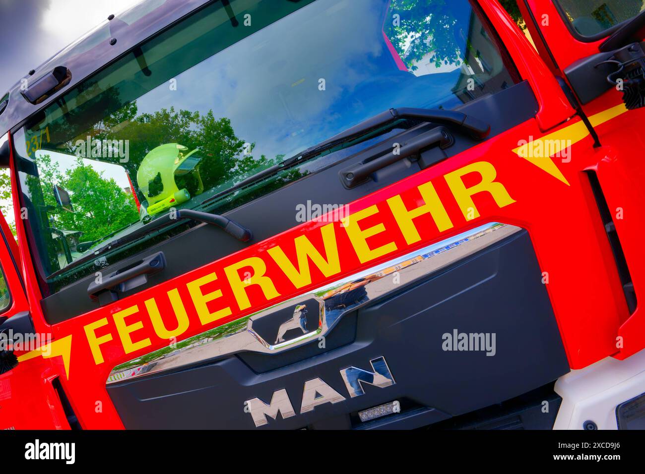 Achtung. Einsatz der Feuerwehr. Traunstein Bayern Deutschland ...