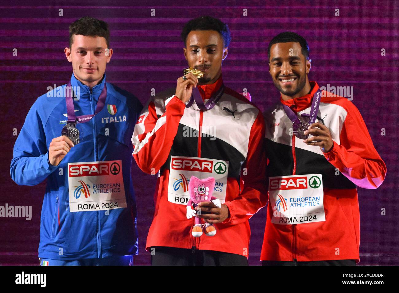 Filippo Tortu of Italy, silver, Timothe Mumenthaler of Switzerland ...