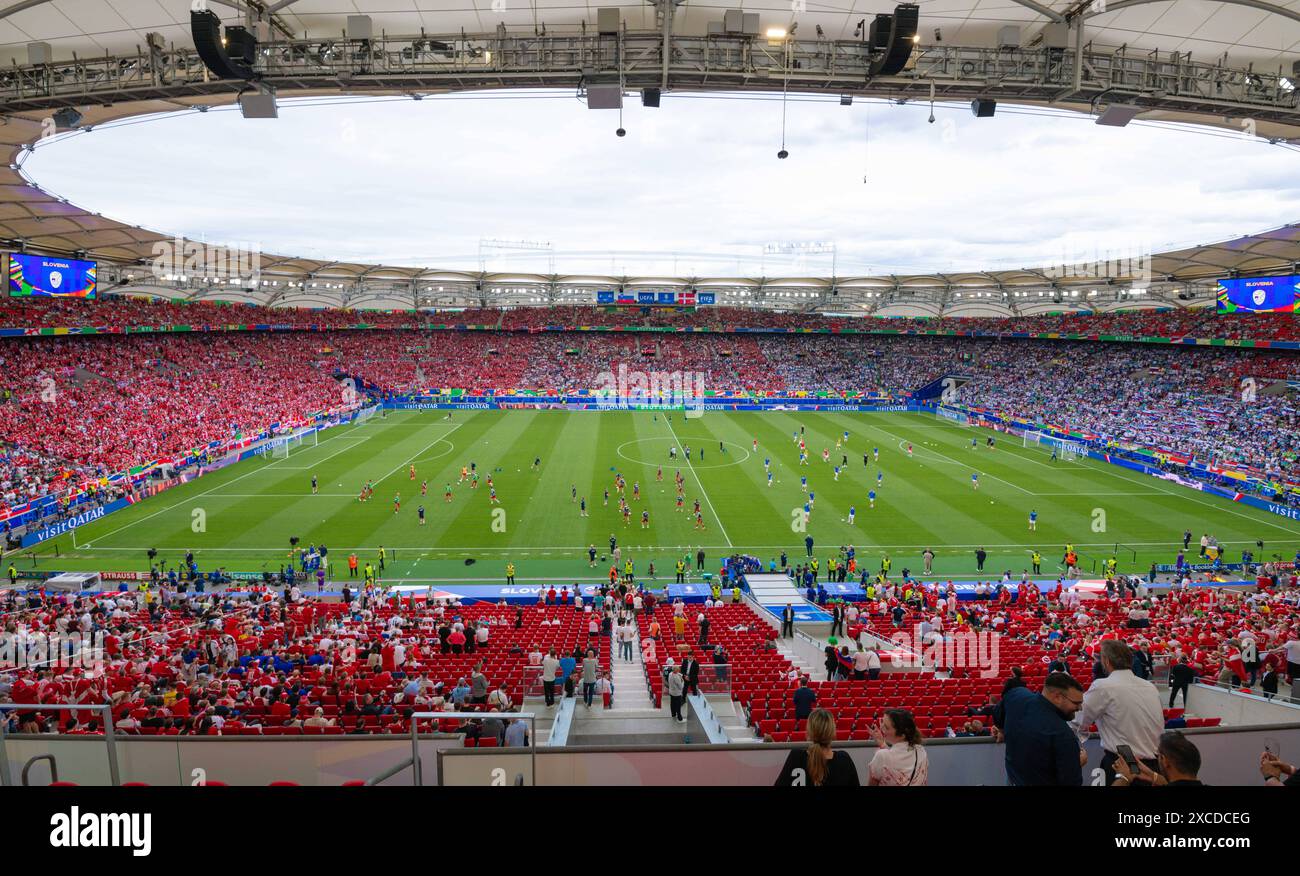 Uebersicht im Stadion beim Warmmachen der Mannschaften, UEFA EURO 2024 ...