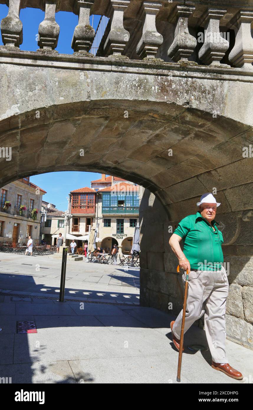 Plaza de la Leña, Pontevedra, Galicia, Spain Stock Photo - Alamy