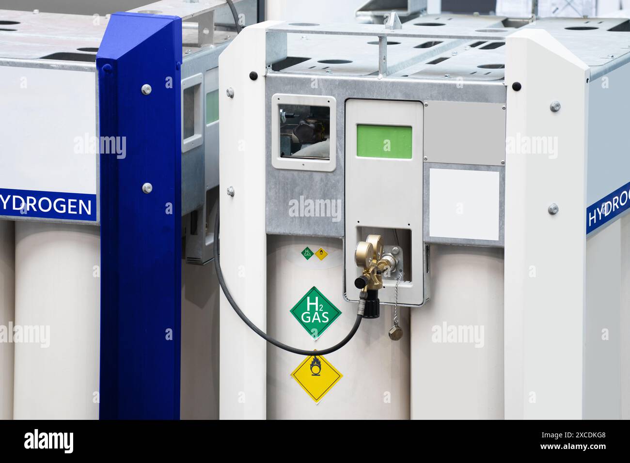Hydrogen gas tanks. Green hydrogen production concept Stock Photo - Alamy Hydrogen gas tanks. Green hydrogen production concept Stock Photo - Alamy