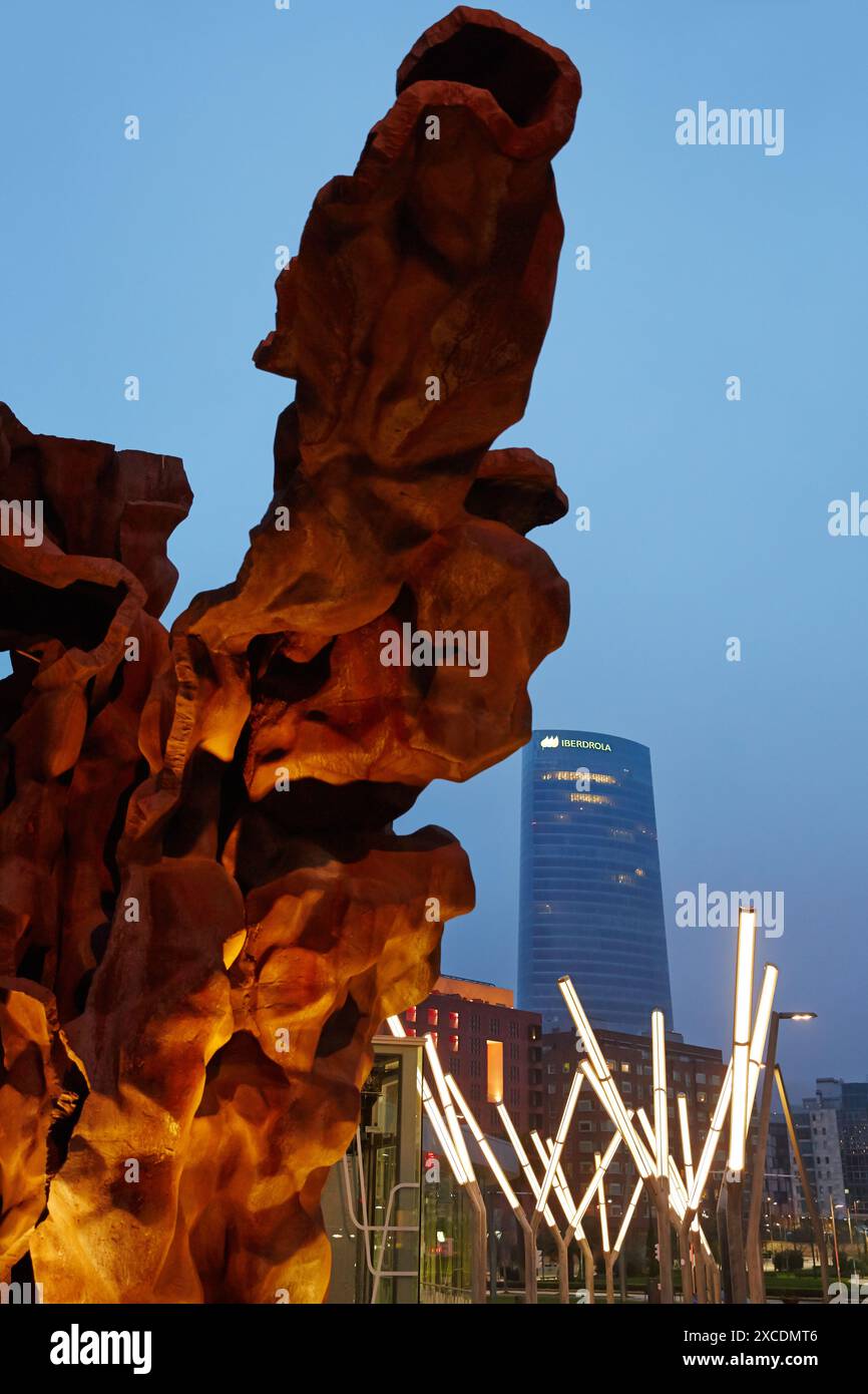 ¥Dodecathlos¥ Sculpture by Vicente Larrea, Euskalduna Palace, Iberdrola ...