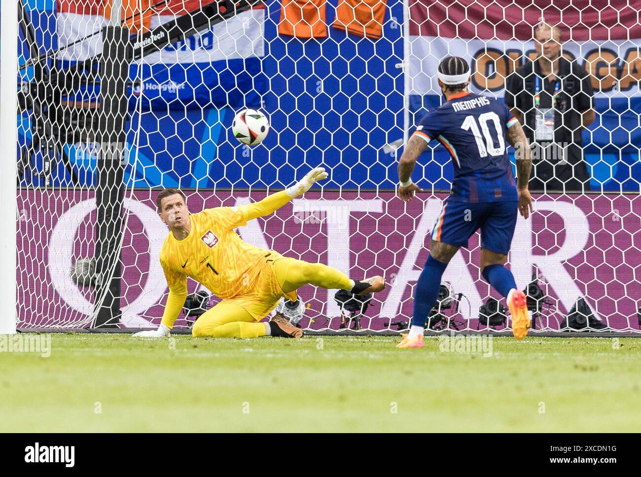 Volksparkstadion, Hamburg, Germany. 16th June, 2024. Euro 2024 Group D Football, Poland versus ...