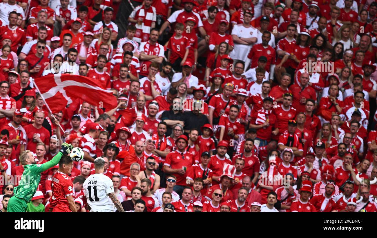 Stuttgart, Germany. 16th June, 2024. Soccer: European Championship ...