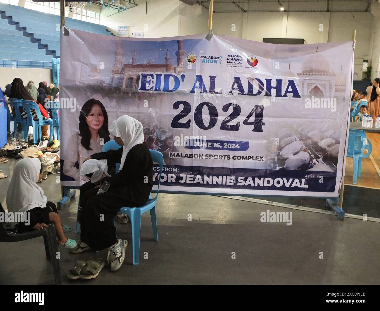 Malabon, Philippines. 16th June, 2024. A muslim woman seen with her ...